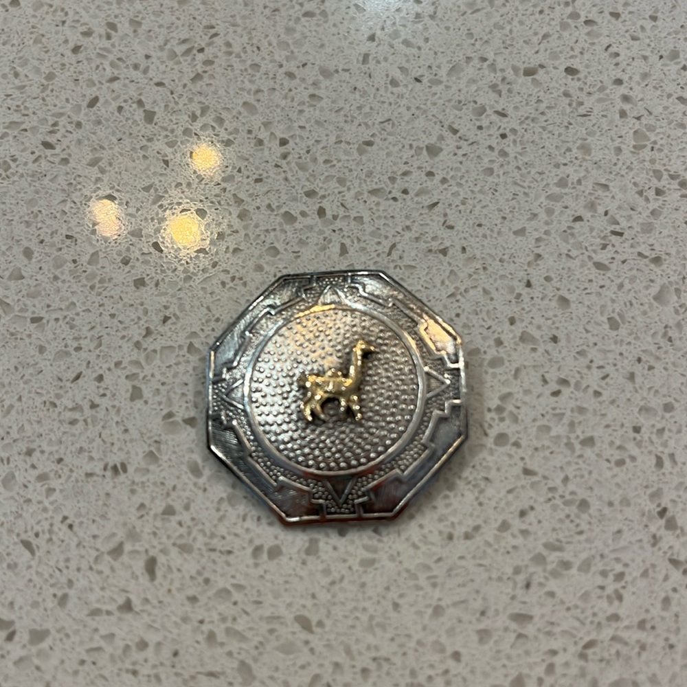 925 18k Vintage Llama Pin Octagon Silver Gold - Gem